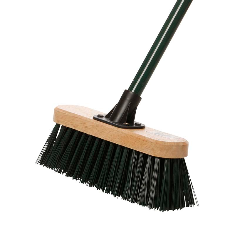 Varian Promo Green Broom 34204 donegal – Donegal Town Hardware